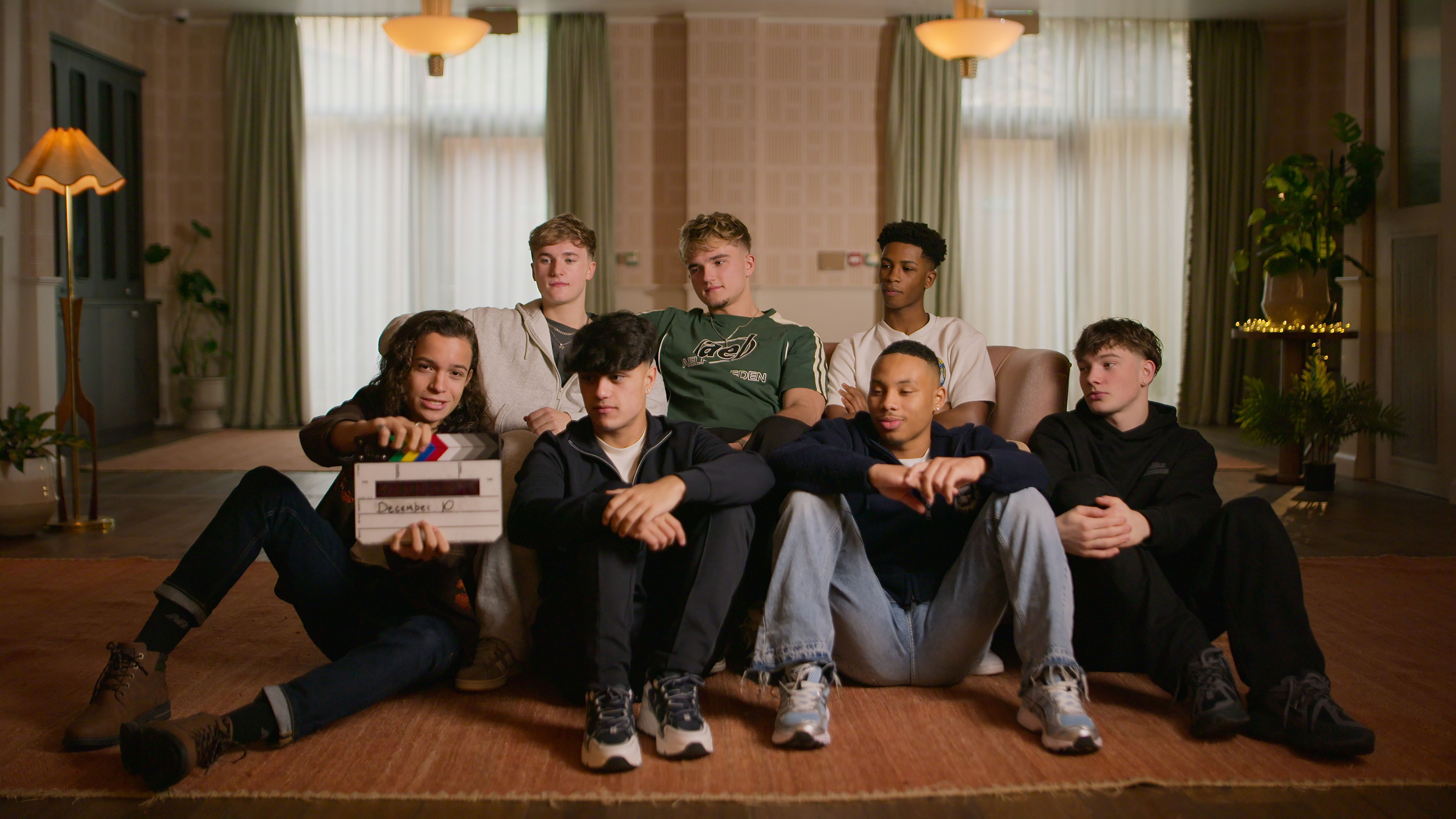 Simon Cowell launches new boy band December 10 (D10): Meet the members ...