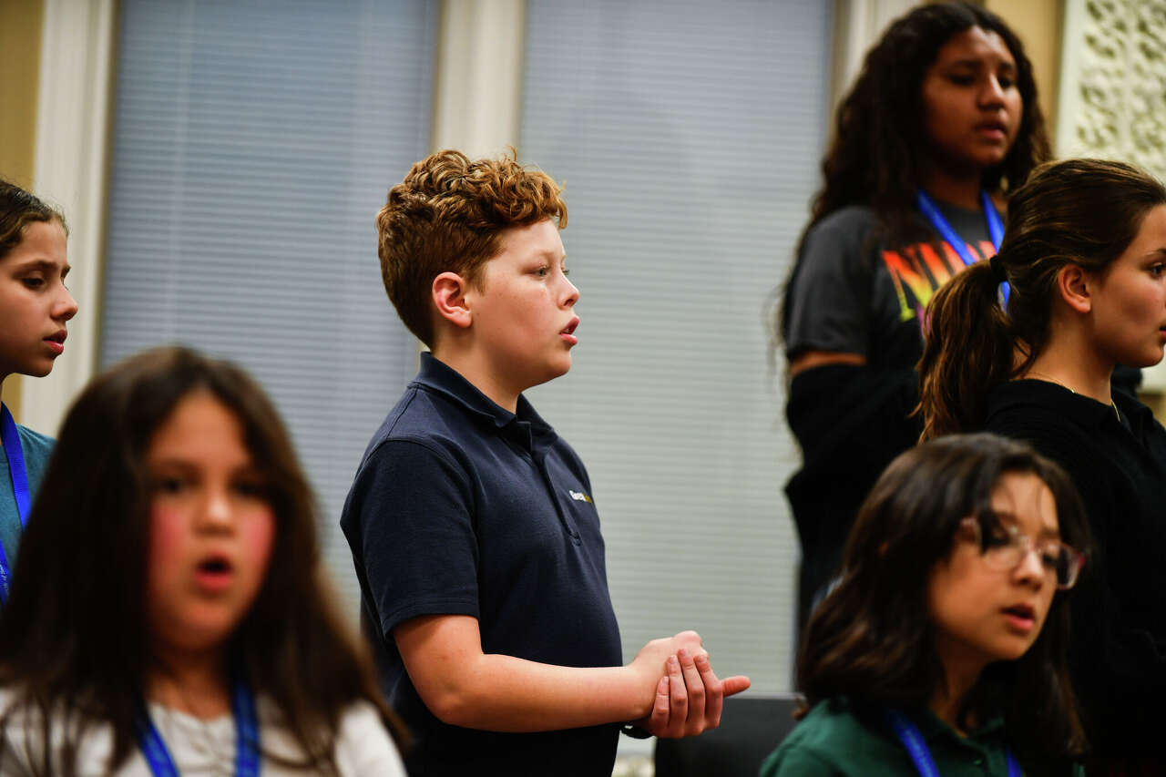 San Antonio 11-year-old will join superstar Sarah Brightman in holiday show