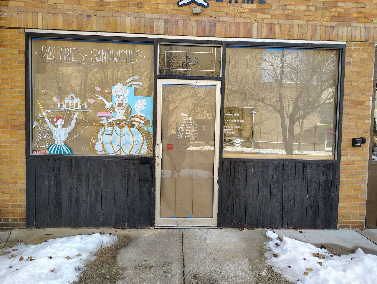 Iron Dame, Crepes et Amis will knock down shared wall to add seats