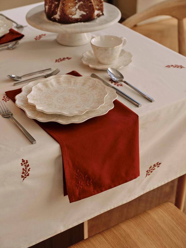 Ideas sencillas para decorar tu mesa en Navidad y mantenerla elegante ...