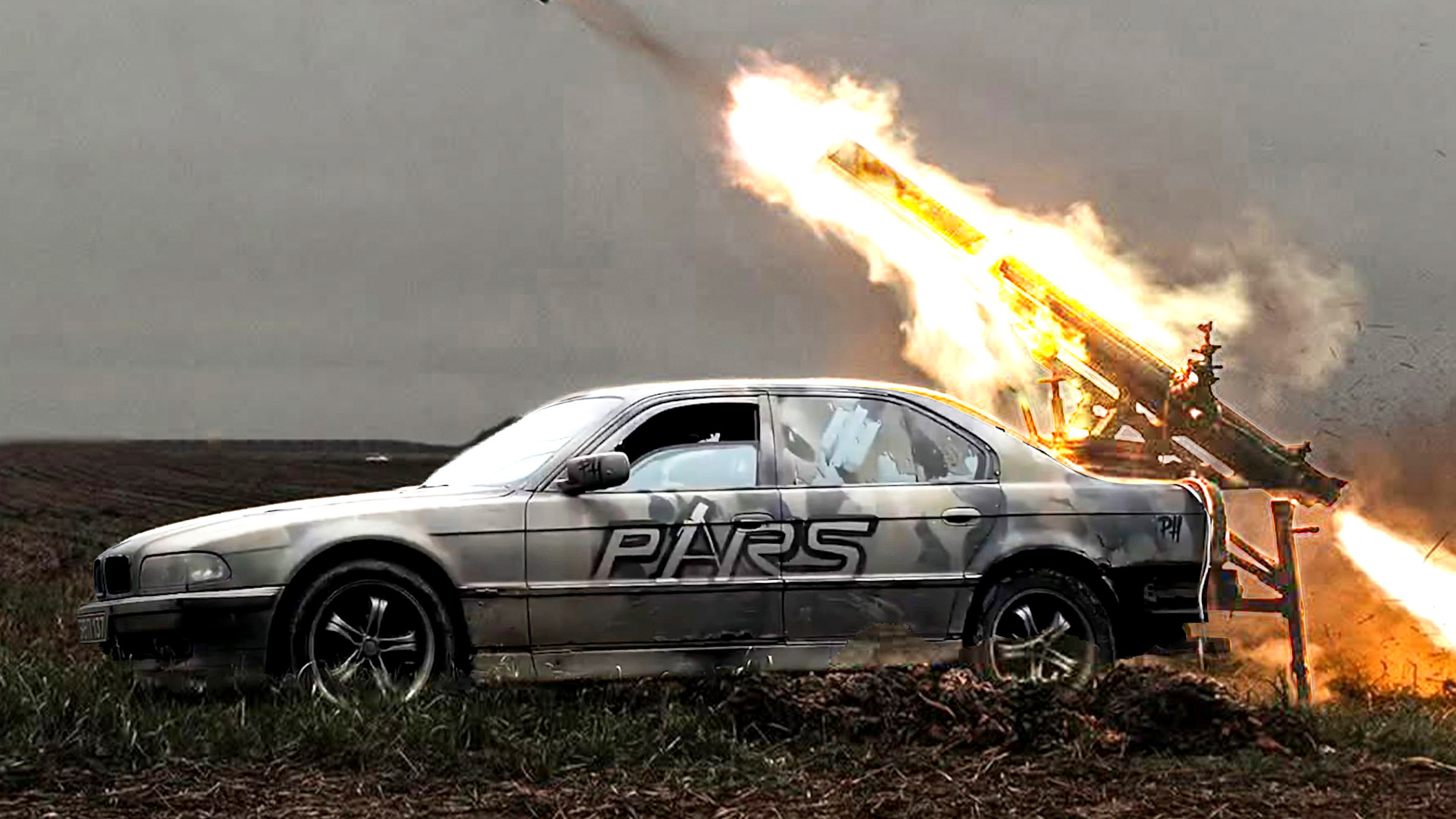 Ukraine turns a BMW 7-series into a luxury Russia-fighting rocket launcher