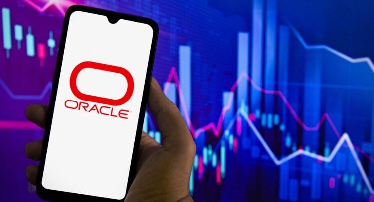 Oracle stock (ORCL) slides as Blue Owl reportedly pulls out of $10B ...