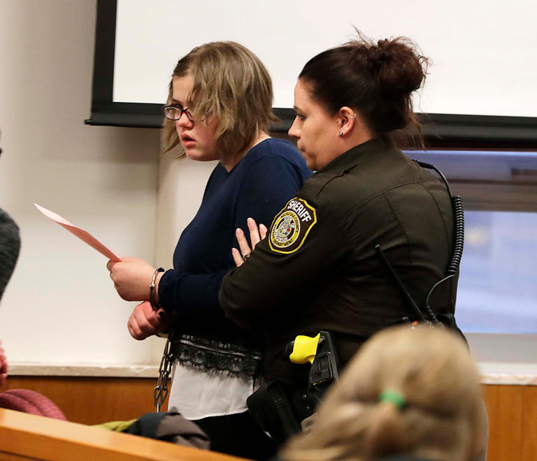 Slender Man stabber won’t fight return to mental hospital