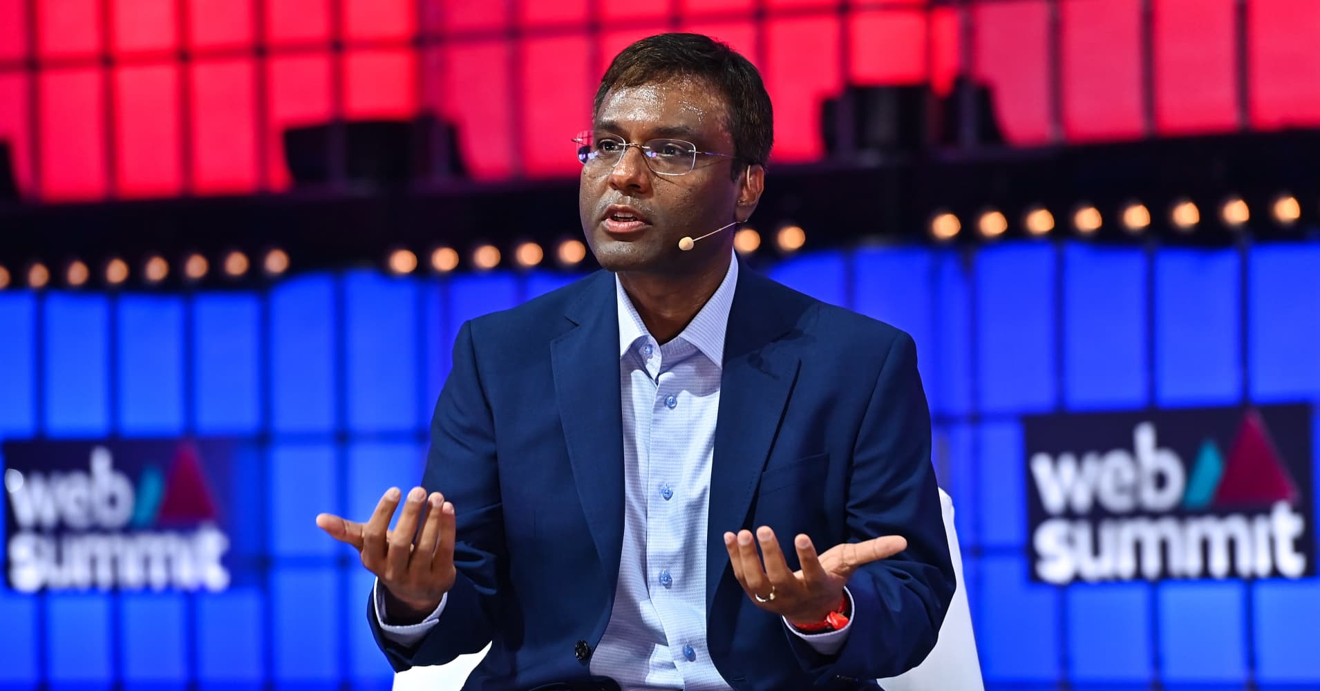 Amazon says AI chief Rohit Prasad is leaving, Peter DeSantis to lead ...