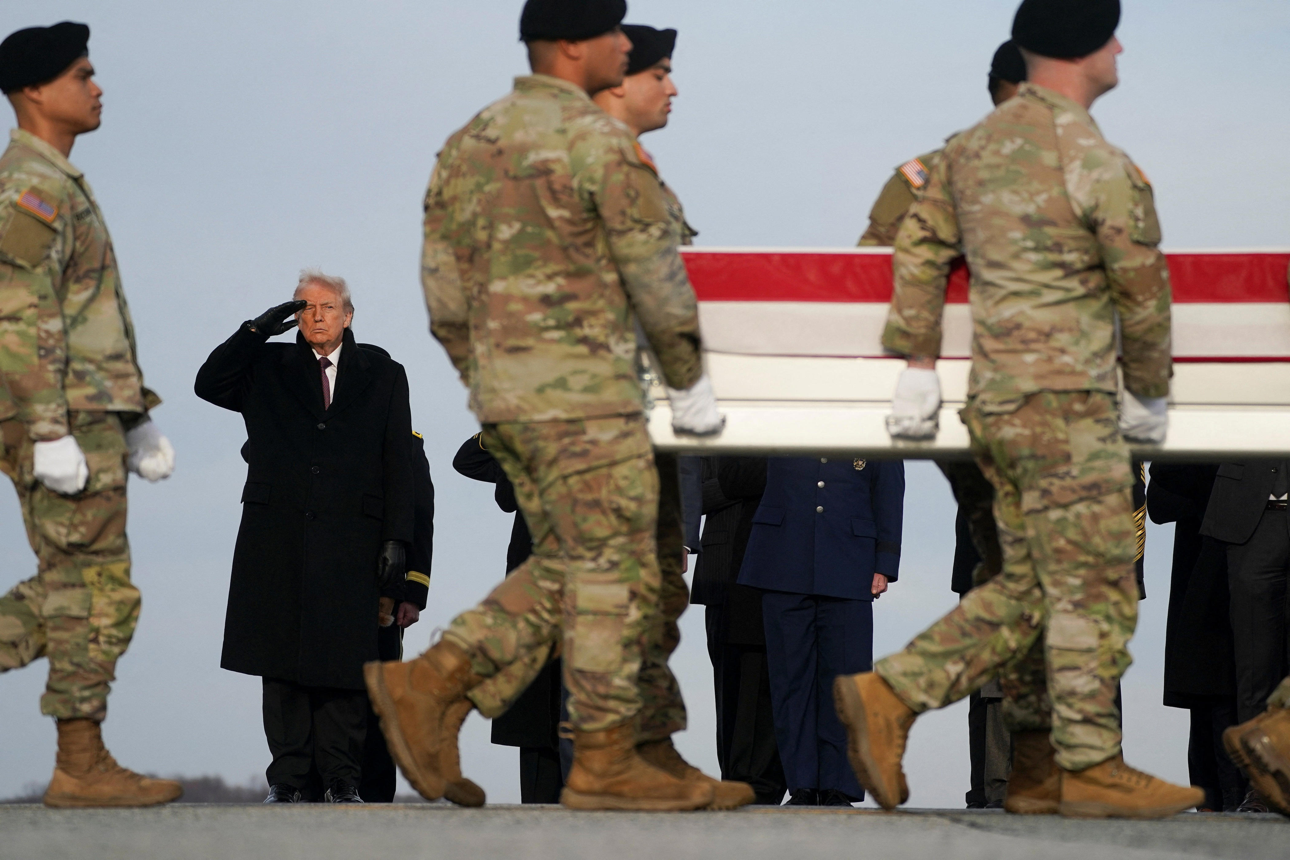 'Warrior dividends': Trump promises $1,776 checks for US service ...