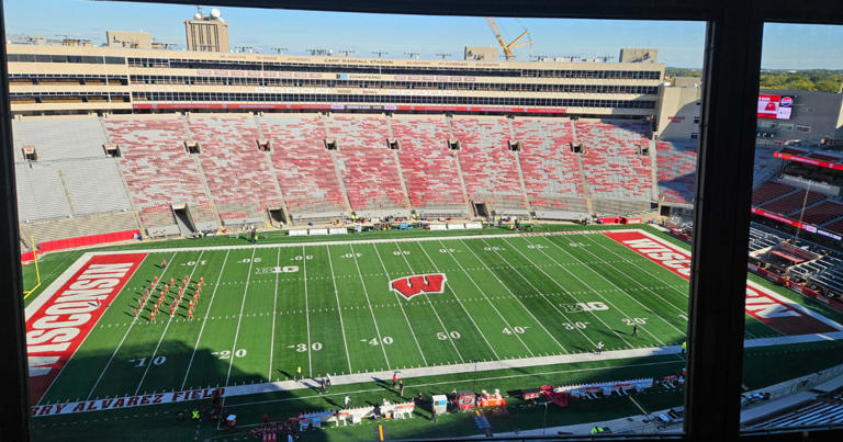 Wisconsin announces new NIL program to enhance opportunity