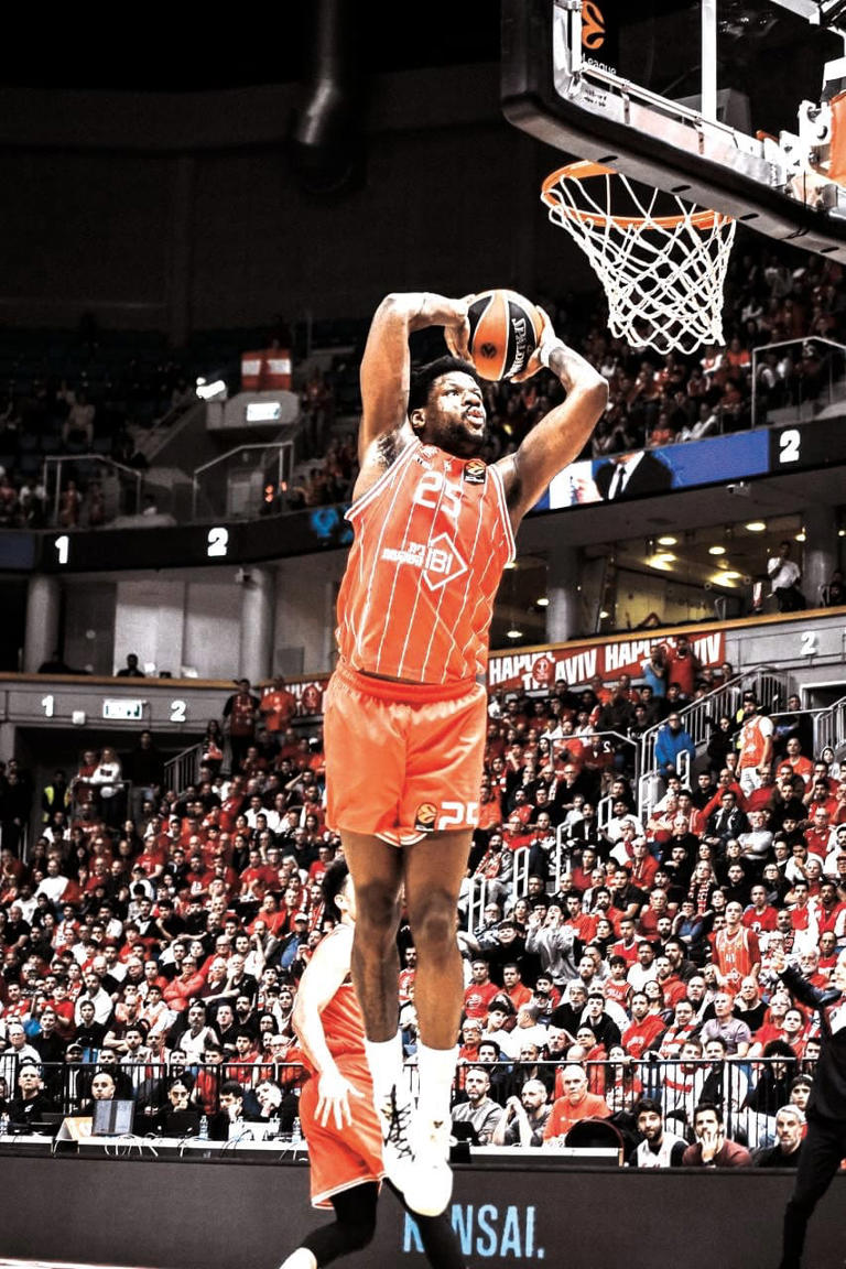 Hapoel Tel Aviv wins first Euroleague home game, MAC TA survives Dubai ...