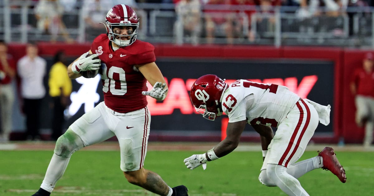 Injury updates on Josh Cuevas, Danny Lewis before first-round playoff game