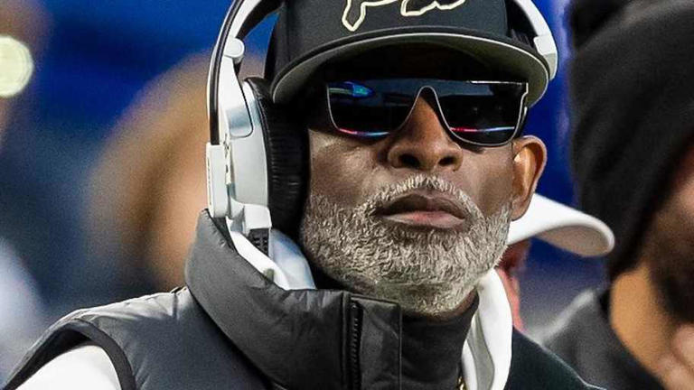 Deion Sanders just sent a strong message about Shedeur Sanders