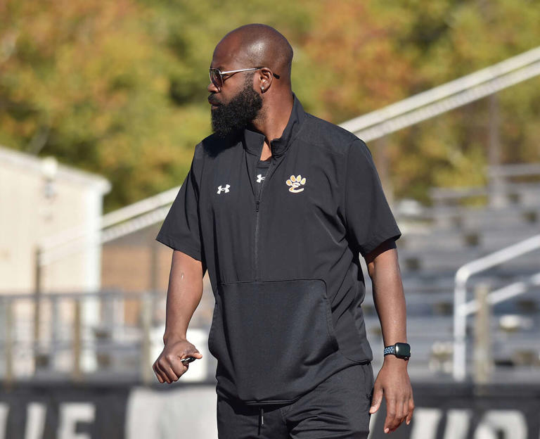 Edwardsville alum Josh Boyd named EHS boys soccer coach