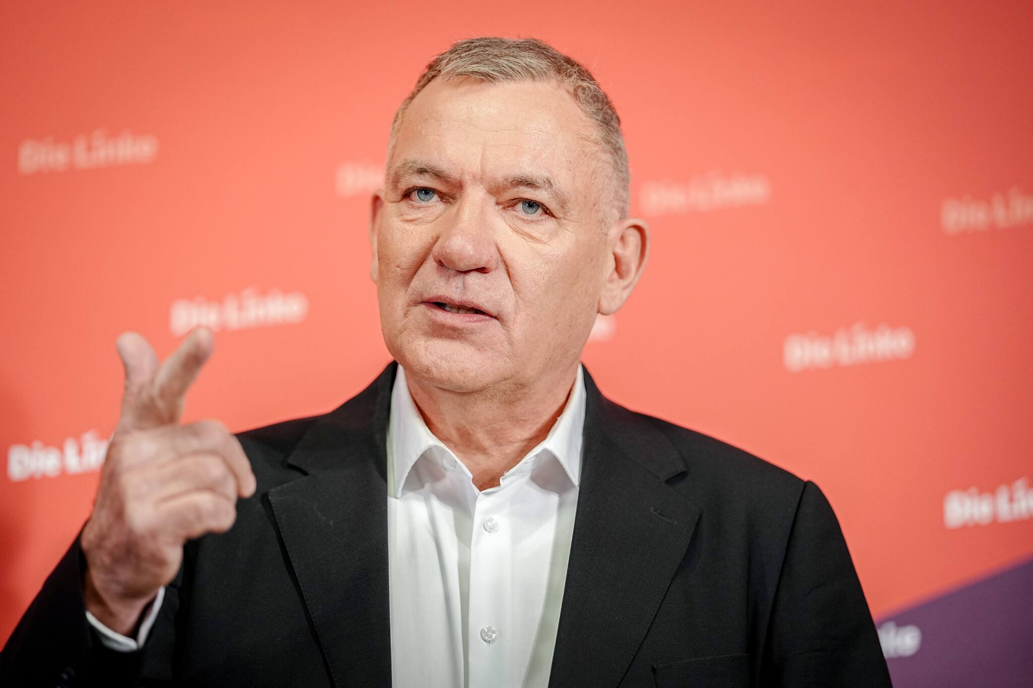 Linken-Chef fordert „Ersatzfeiertage“, weil 2026 viele Feiertage aufs ...