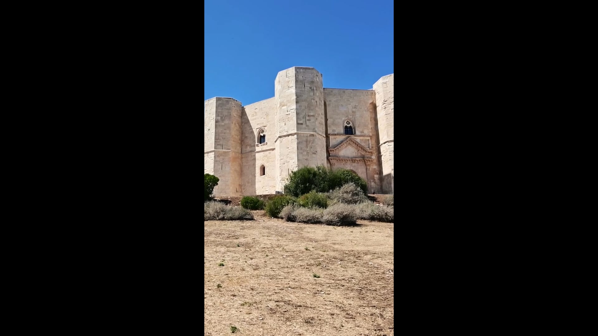 Puglia remekműve: Castel del Monte drónszemmel.