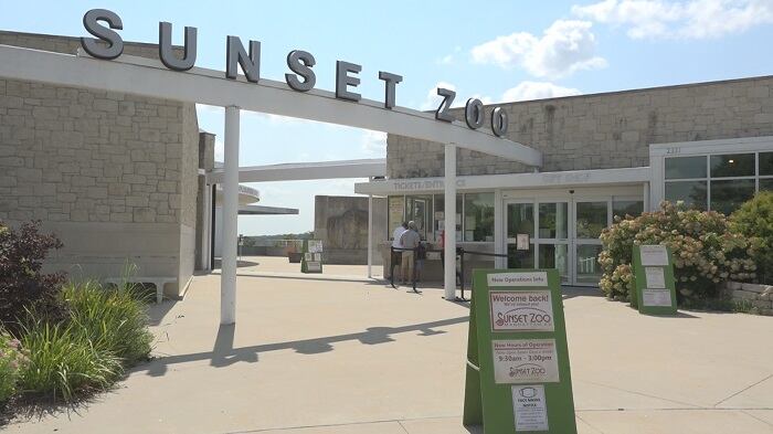 Scott Shoemaker, director of Manhattan’s Sunset Zoo, retires after 29 ...