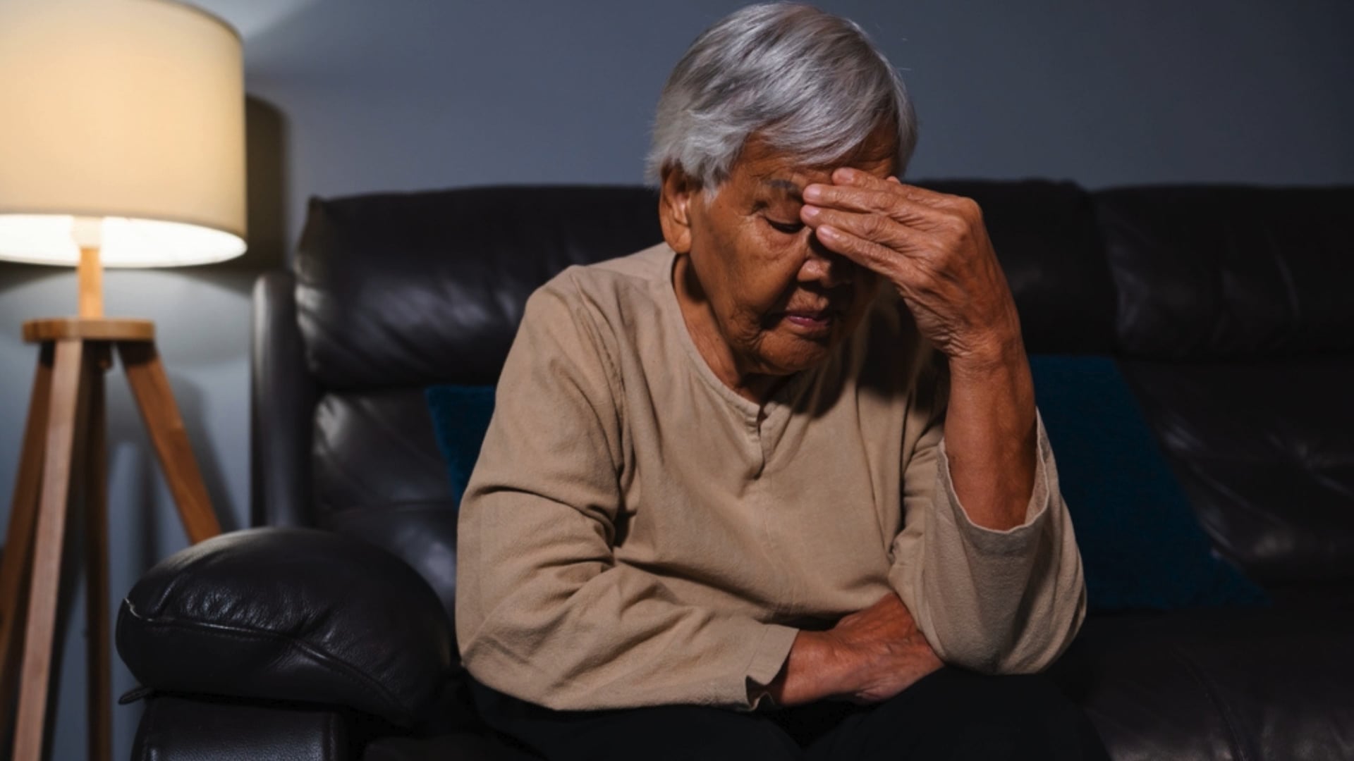 Protect your aging parents by recognizing these 5 subtle infection ...