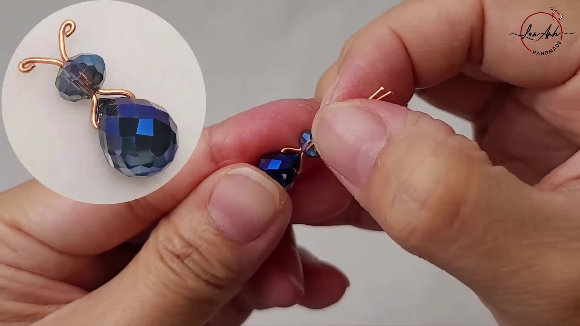 How to make cute fireflies pendant with crystal and wire jewelry