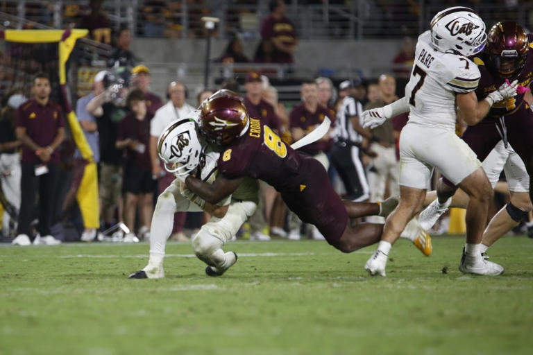 Helping the young players grow, seniors cherish their last game for ASU