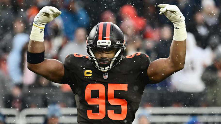 Browns might have colossal Myles Garrett problem with latest injury report