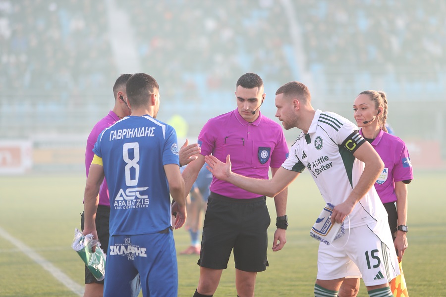 Κι όμως, δεν κοκκινίζει!