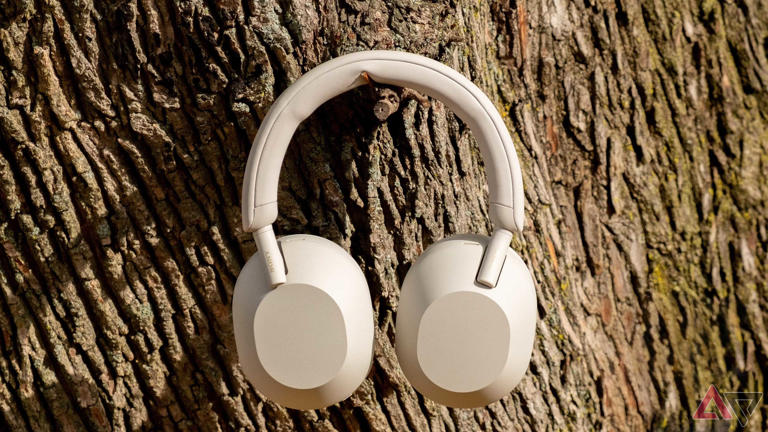 The Sony WH-1000XM5 deal you've been waiting for is finally here