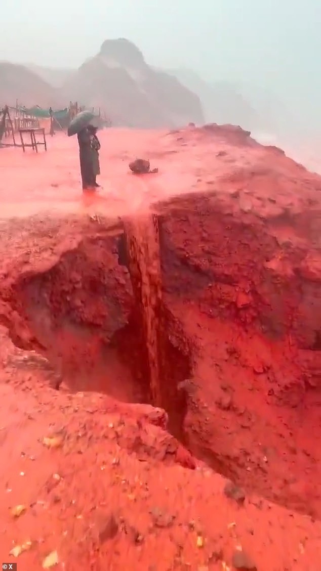 'Flowing blood red' surges in Persian Gulf spark fears God's biblical ...