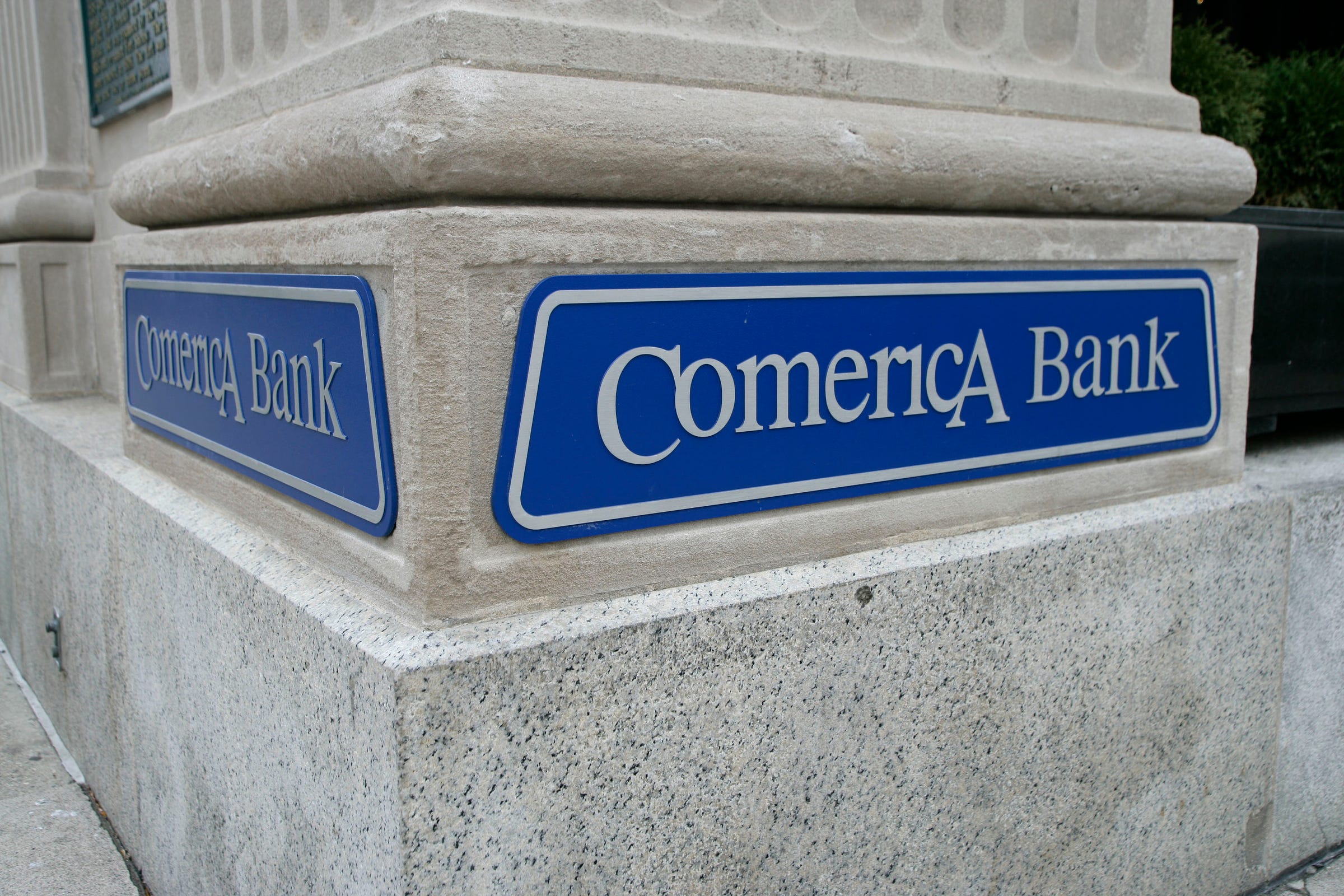 These 76 bank branches could close with Fifth Third, Comerica deal