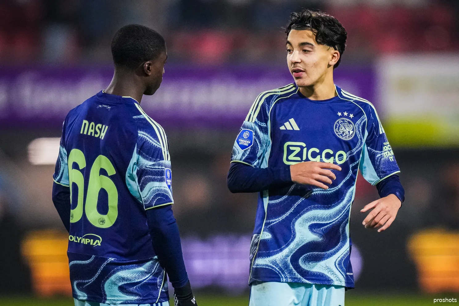 Míchel moet hoop terugbrengen bij Ajax: 'Hij wil de bal hebben en zijn ...