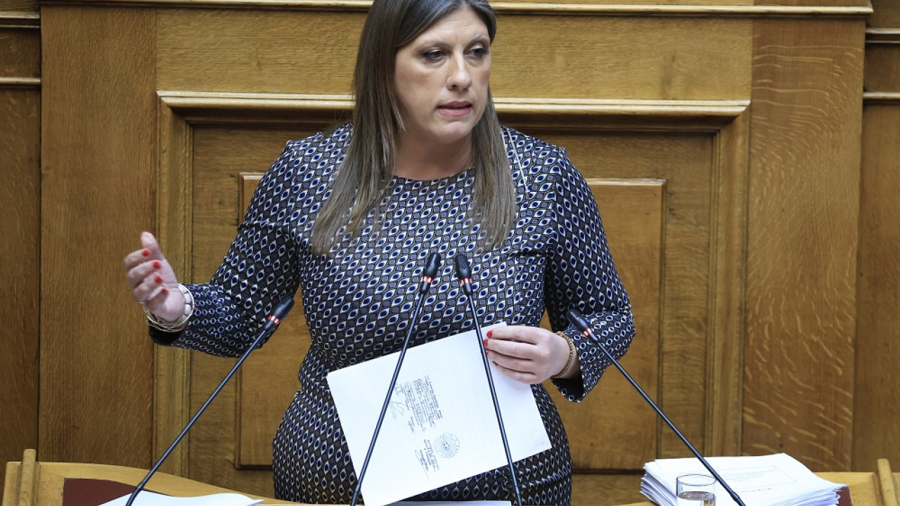 «Πόλεμος» στην εξεταστική: Η Κωνσταντοπούλου τραβούσε βίντεο μέσα στην ...