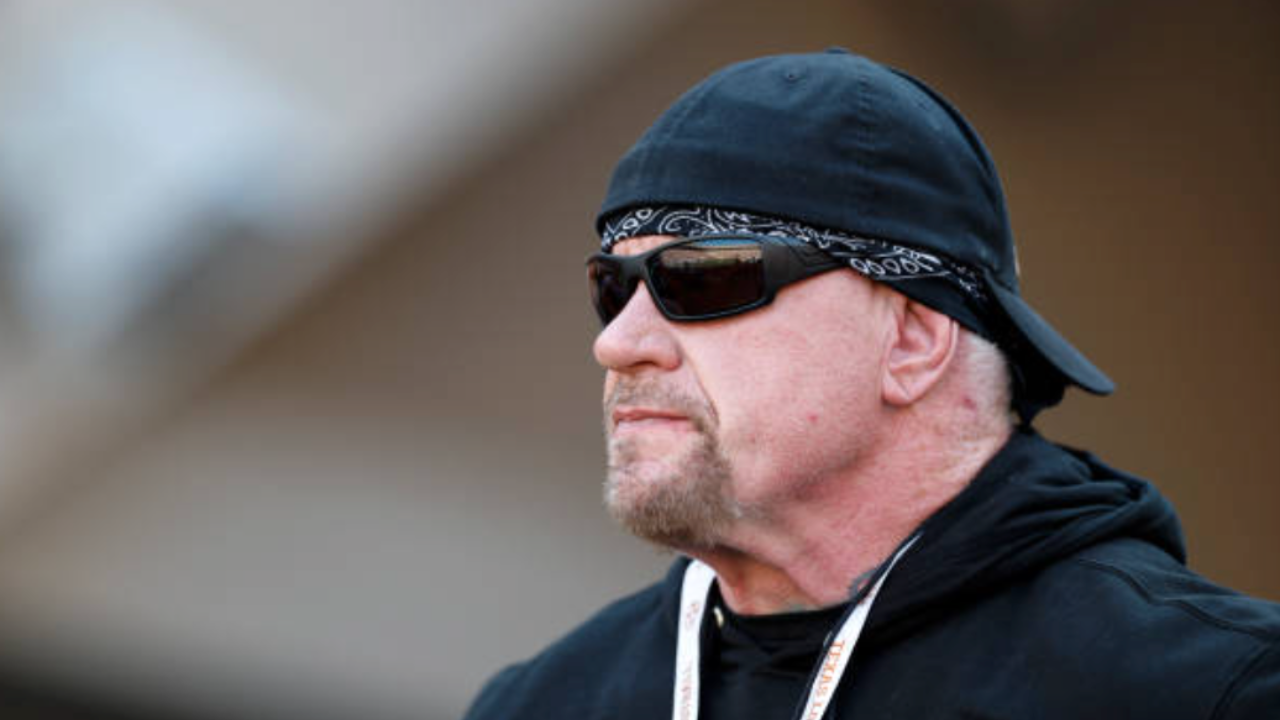 How much does WWE icon The Undertaker make in 2025? Career income, net ...