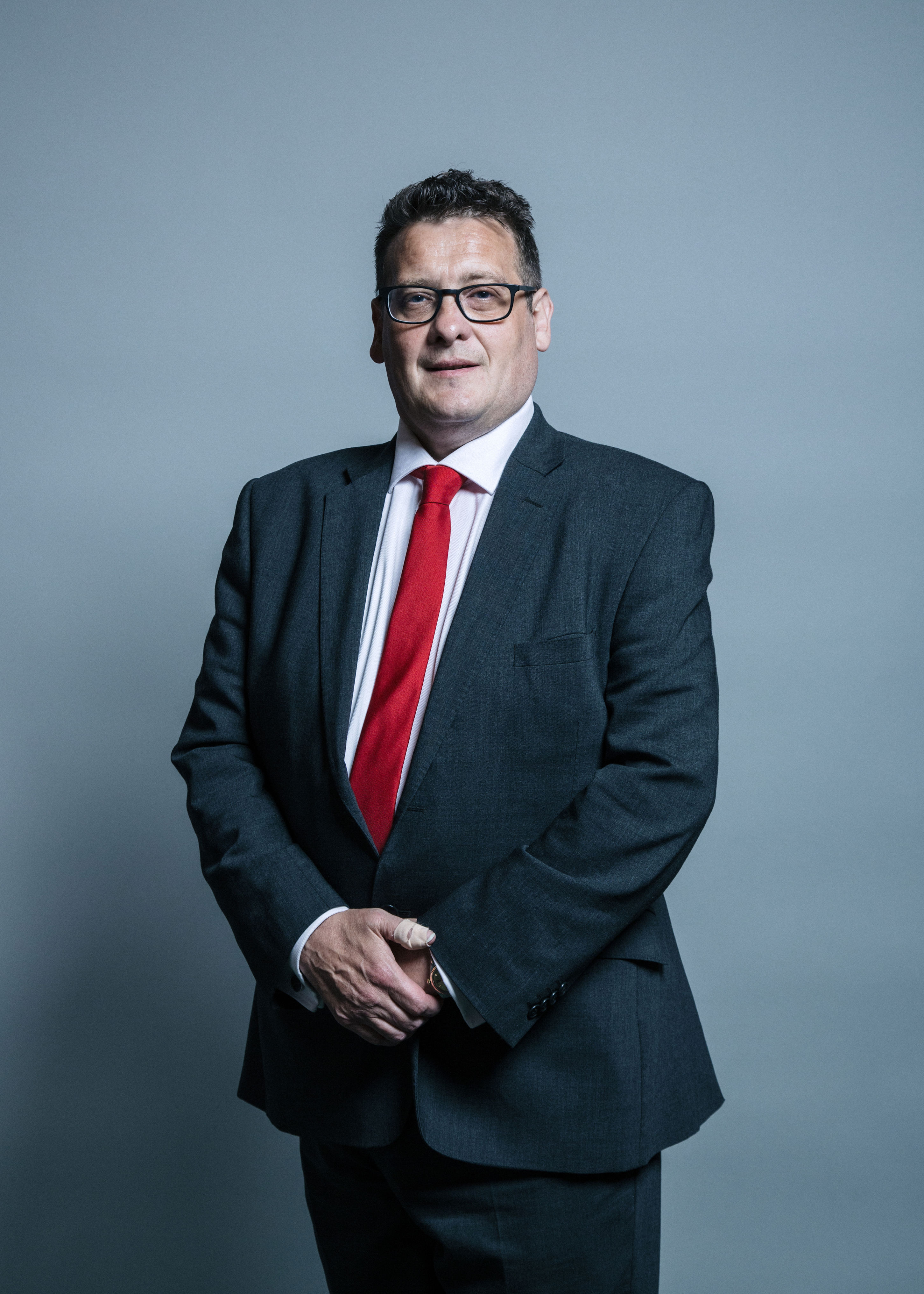 Starmer faces threat of rebellion from Labour MPs over jury trial plans