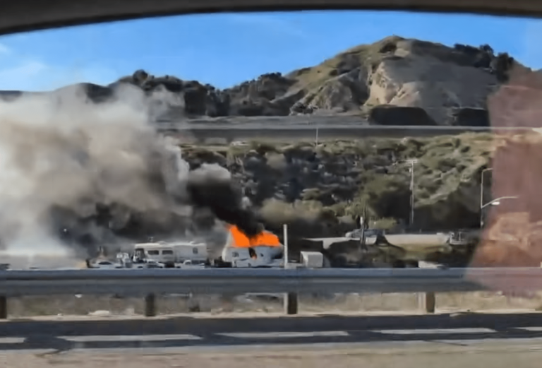 Propane tank fire burns in Sylmar