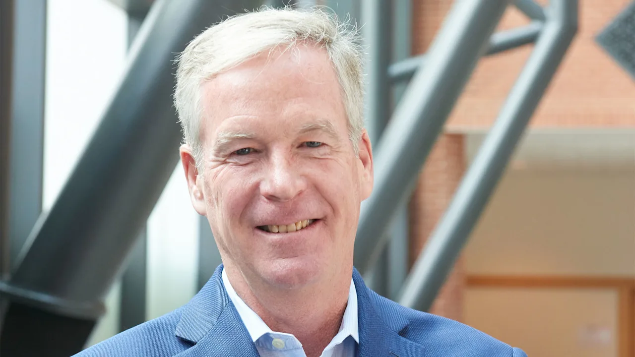 Kraft Heinz gets a new CEO ahead of company split: Can Steve Cahillane ...