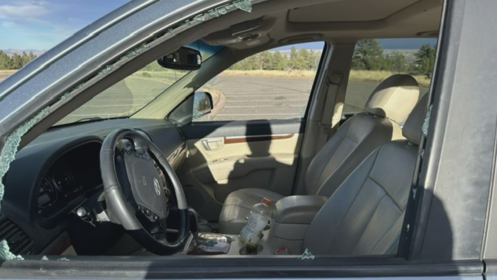 High winds shatter car windows in Boulder