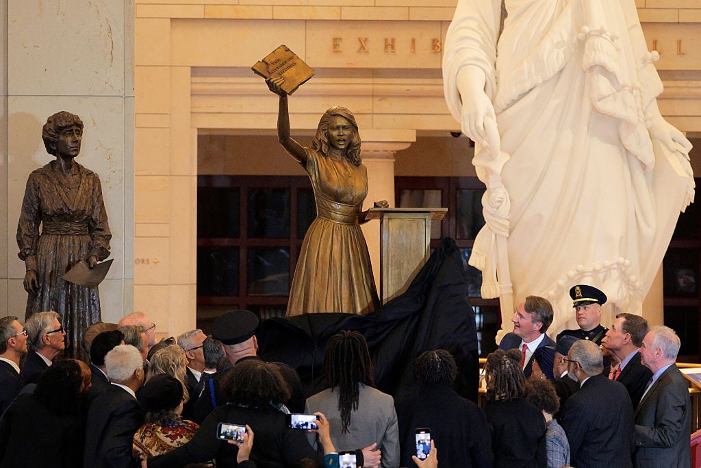 Statue of Barbara Rose Johns, teen leader of 1951 anti-segregation ...