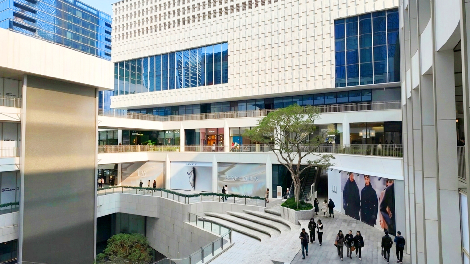 A walk inside China's most modern mall