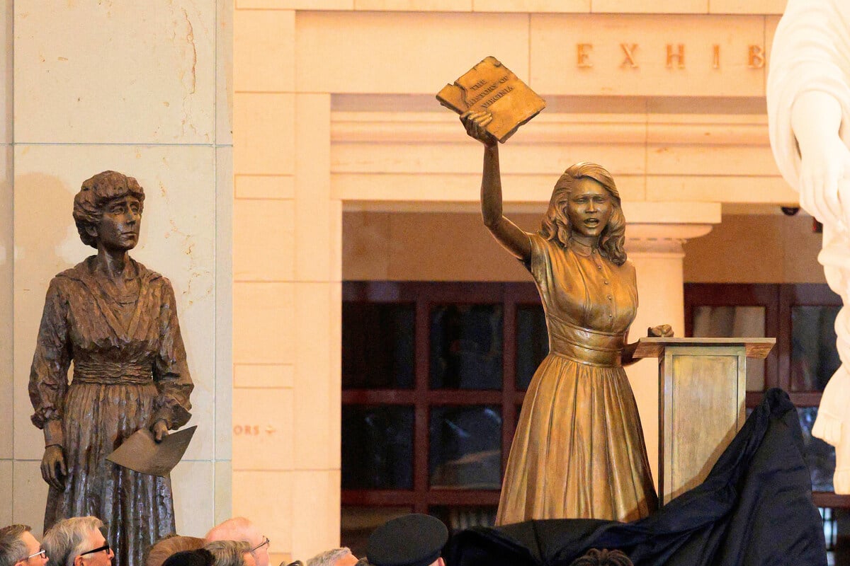 Statue of civil rights icon Barbara Rose Johns replaces Robert E Lee at US Capitol
