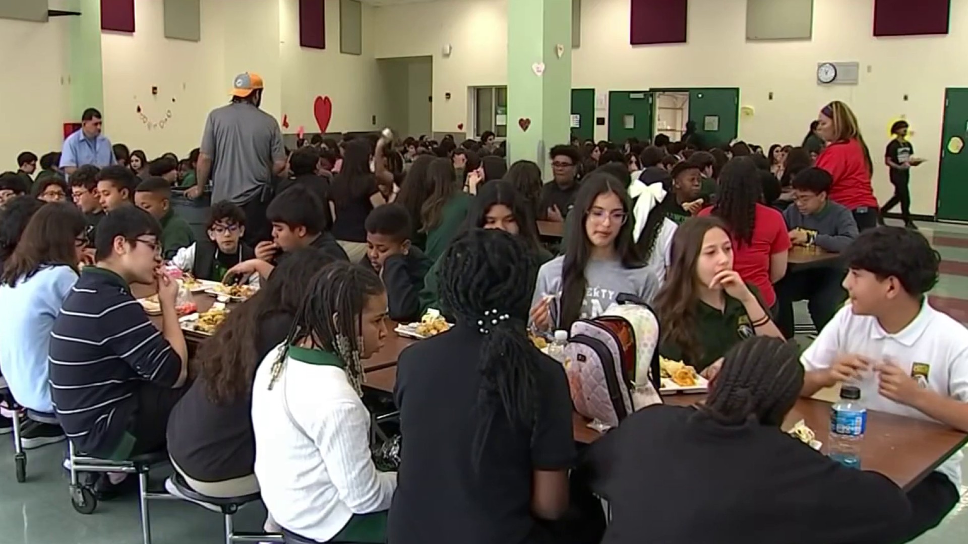 Miami-Dade Schools sends message to state about charter schools ...