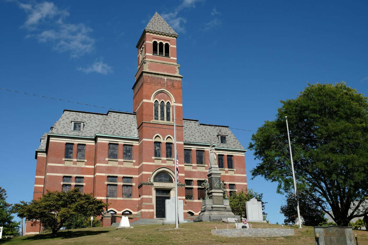 Kingston mayor vetoes resolution enabling rent control