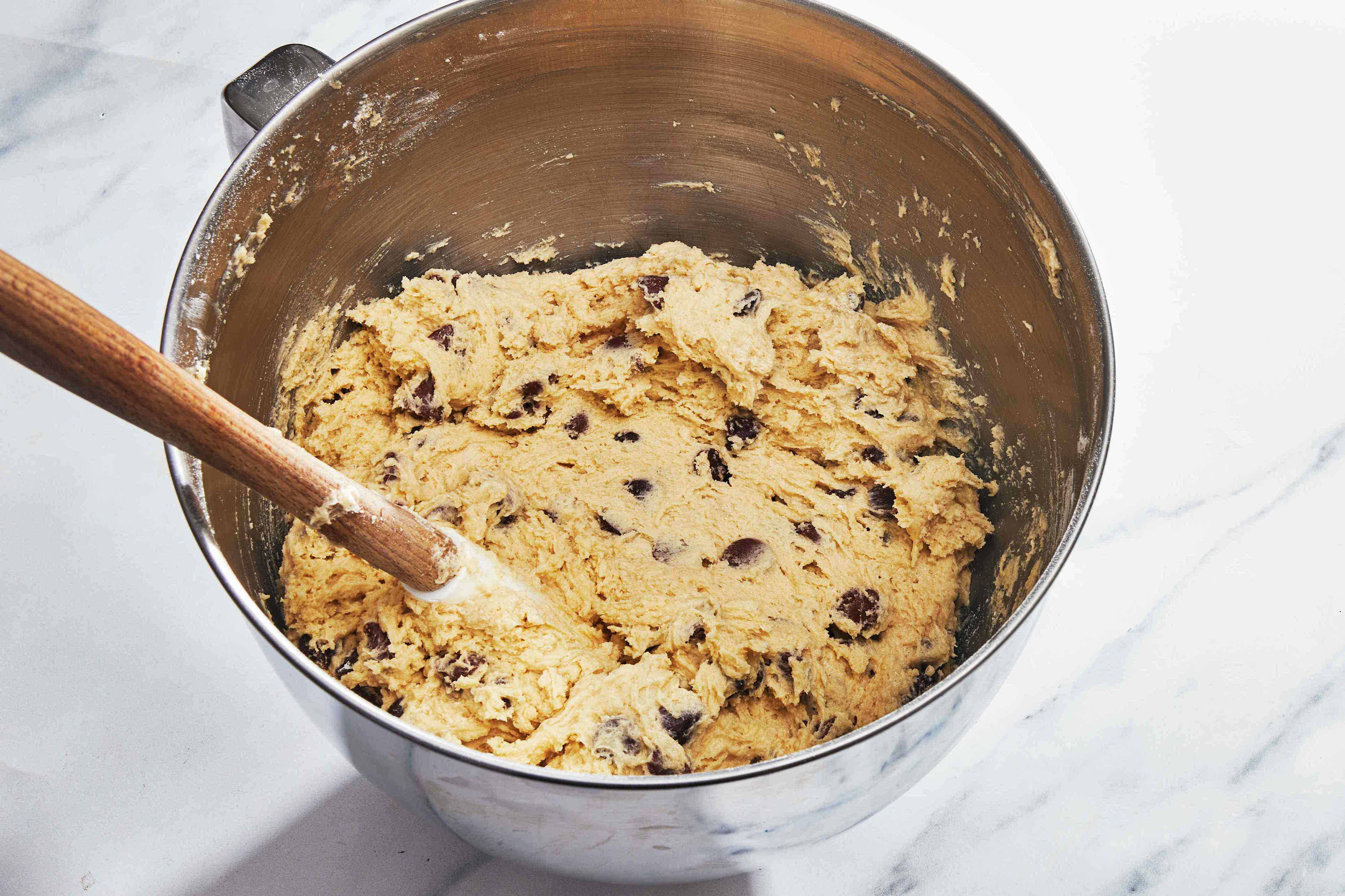 Does chilling cookie dough really make a difference?