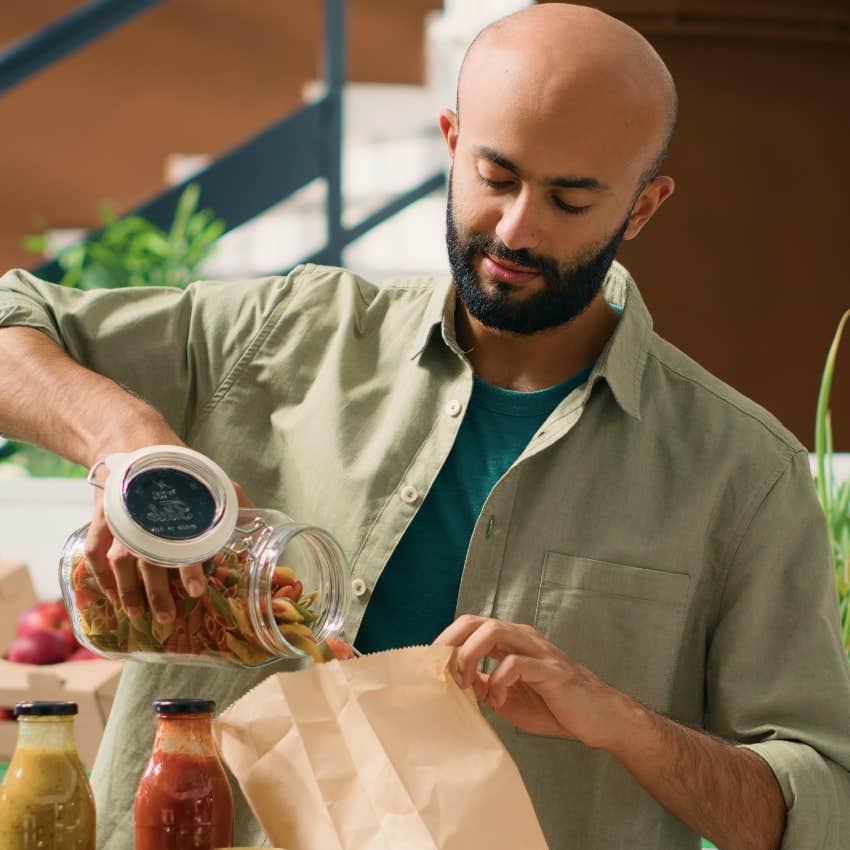 10 frugal habits from the 1980s that saved families more than they realized