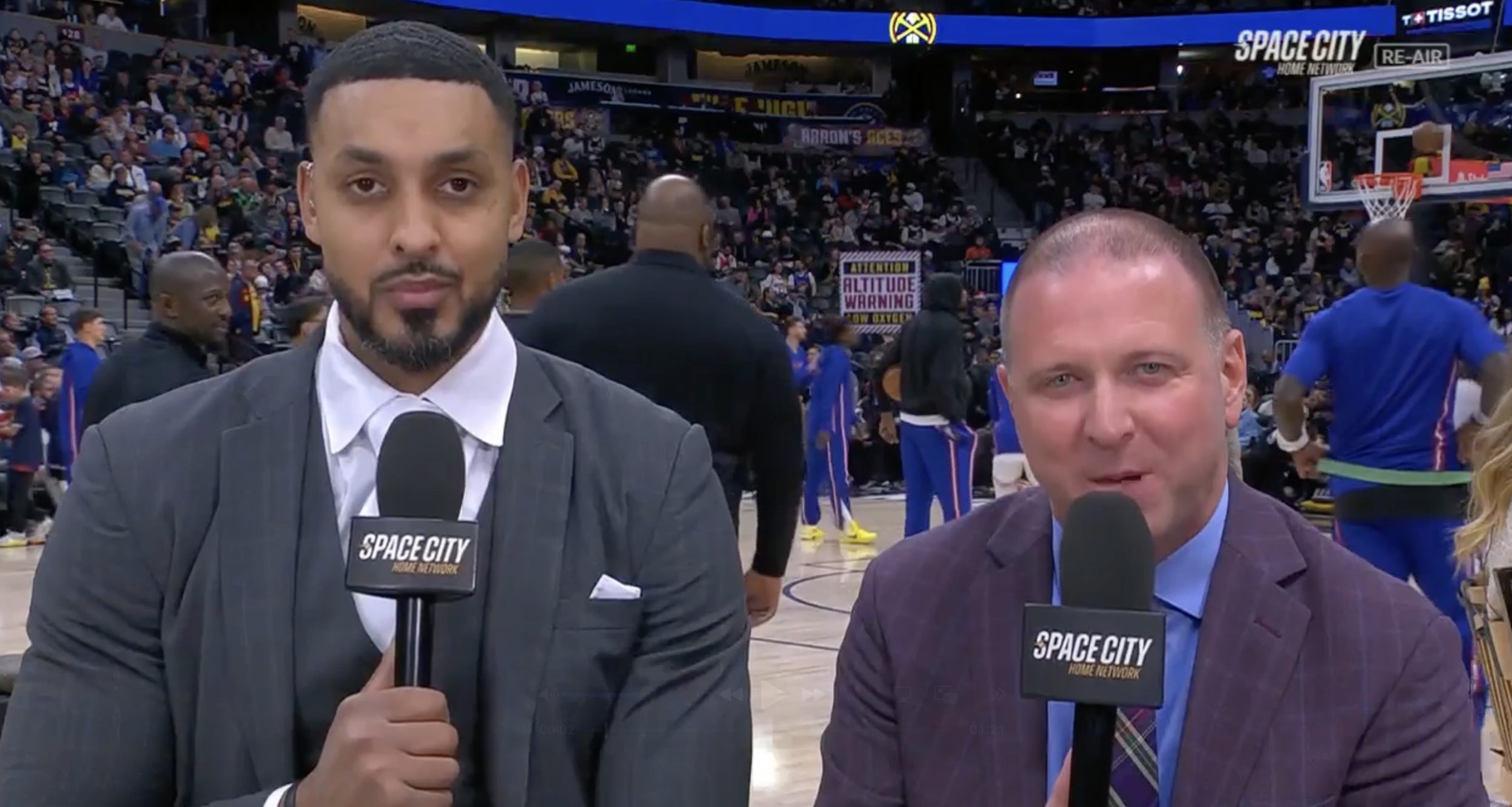 NBA accouncer punches broadcasting partner