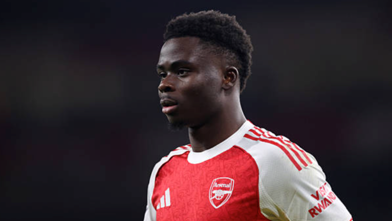 How much does Bukayo Saka make per week at Arsenal? Salary, bonuses ...
