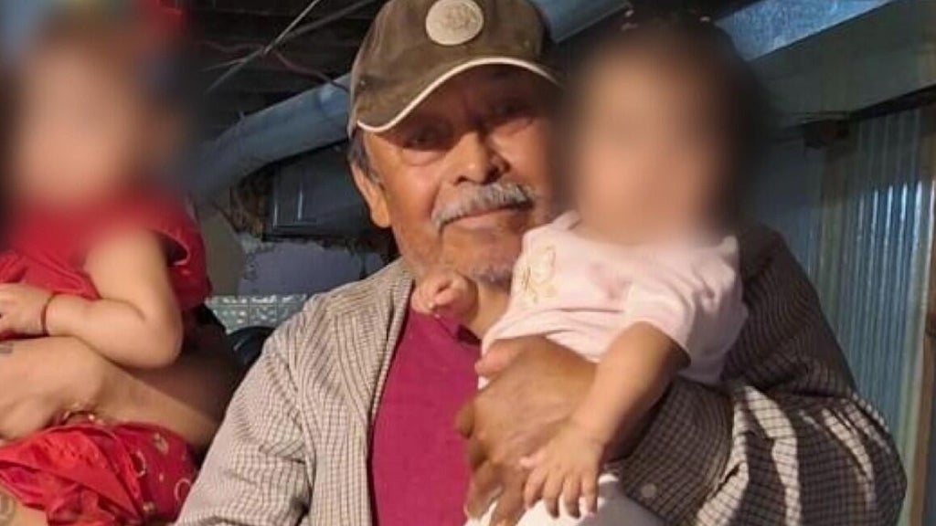 Community rallies behind tamale vendor detained by immigration agents ...