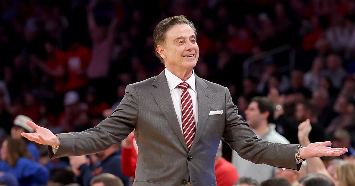 Rick Pitino calls Kentucky a 'terrific' defensive team: 'It'll be one hell of a game'