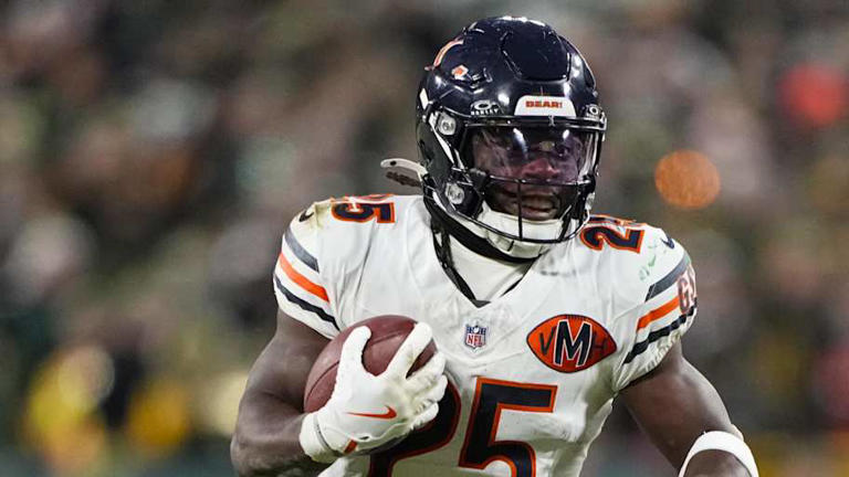 Fantasy football week 16 start ‘em, sit ‘em: Blake Corum vs. Kyle Monangai