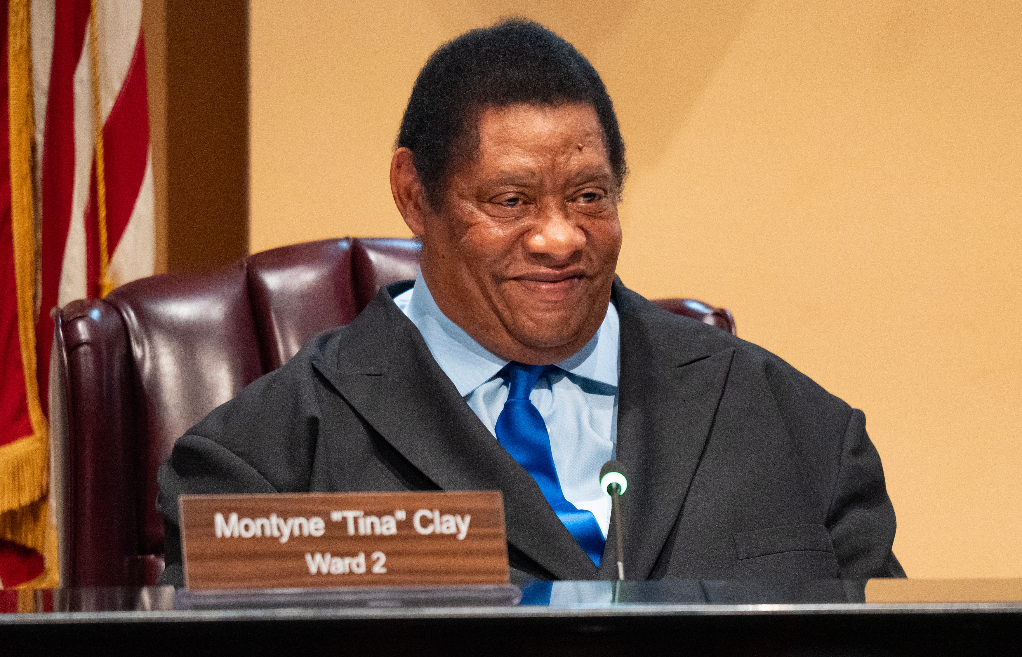 ‘Are you a dope dealer?’ Stokes confronts resident at Jackson City Council