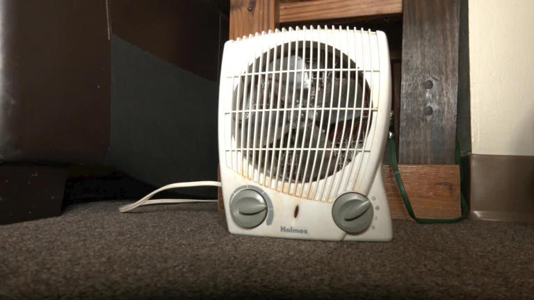 Morristown woman waits months for apartment complex to replace broken ...