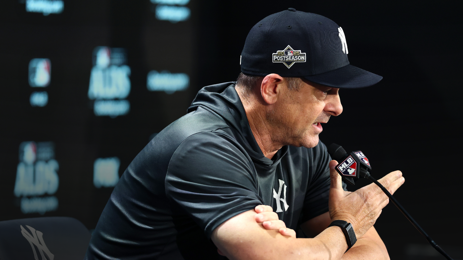 CBS Sports explains why the Yankees’ offseason has been slow