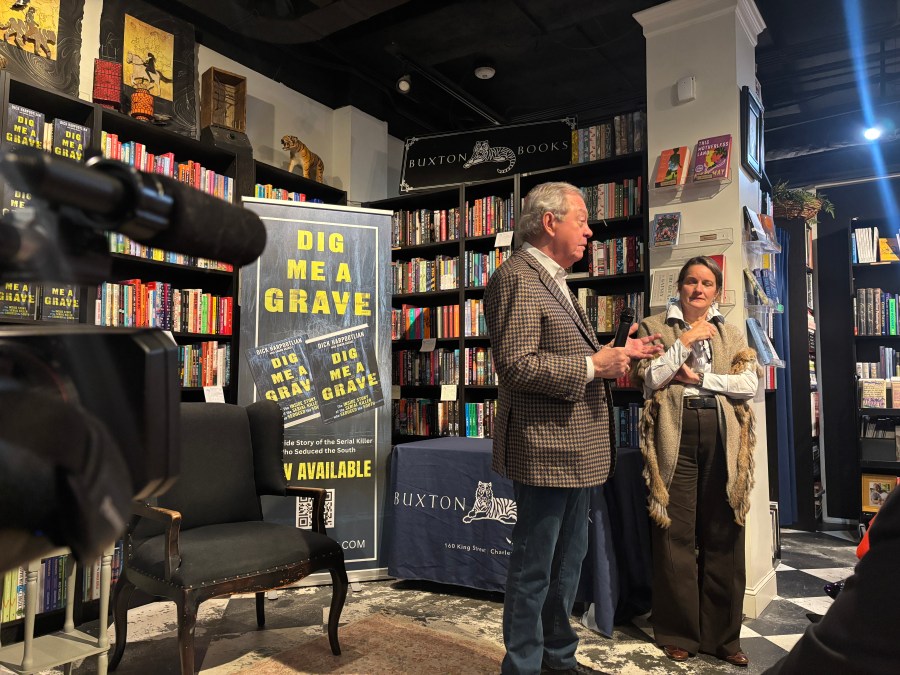 Murdaugh attorney, former prosecutor promotes new book about SC serial ...