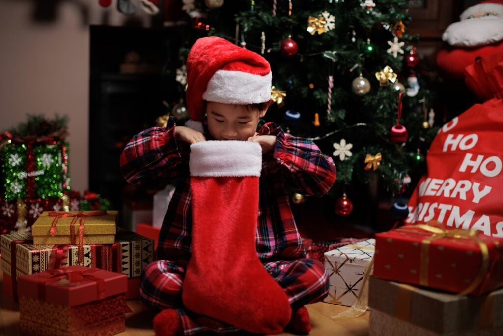 Best stock-ing stuffers for kids: Roblox, Disney and more stocks for Jr ...