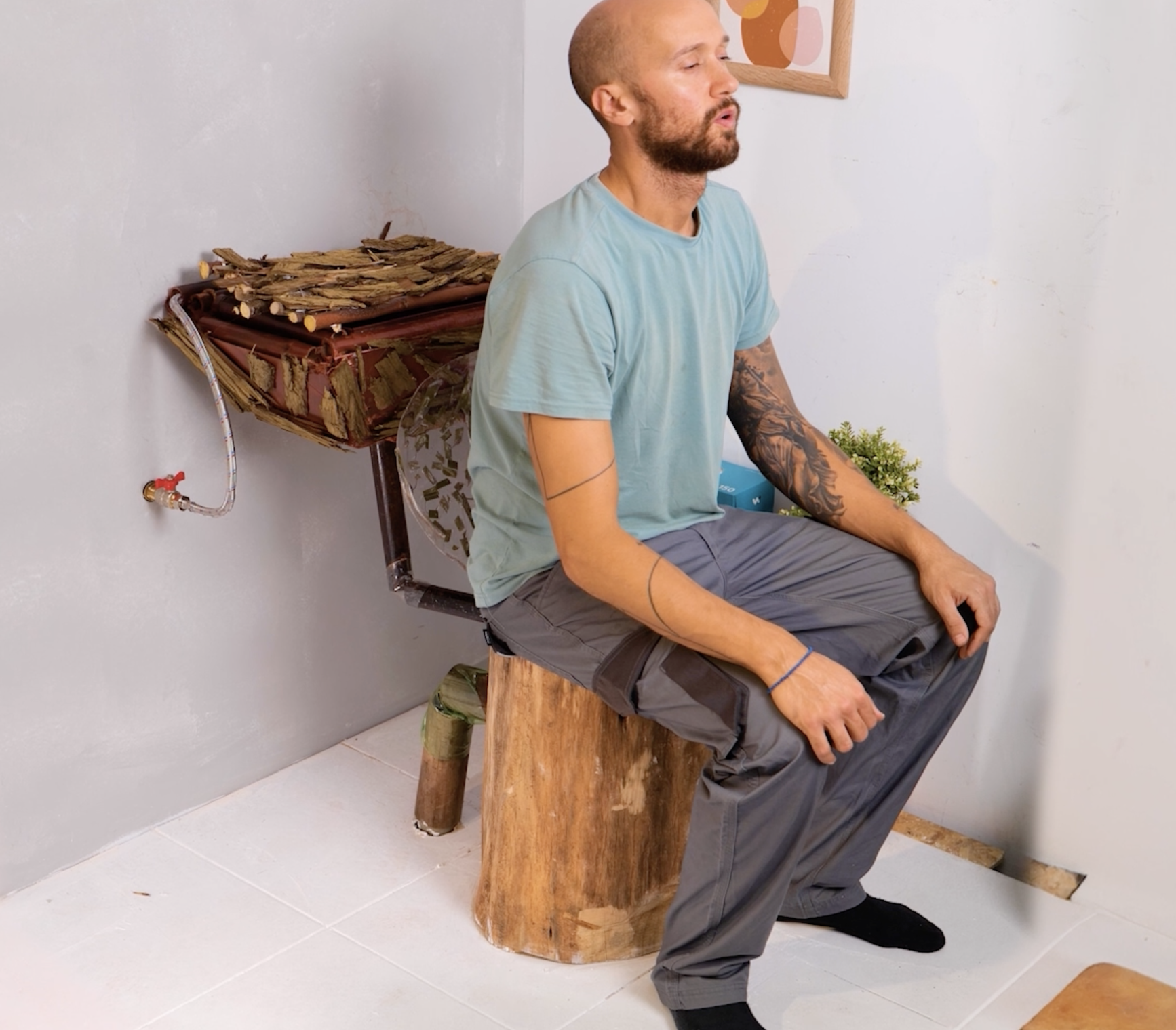 Crafting a unique eco toilet: A green solution with a twist